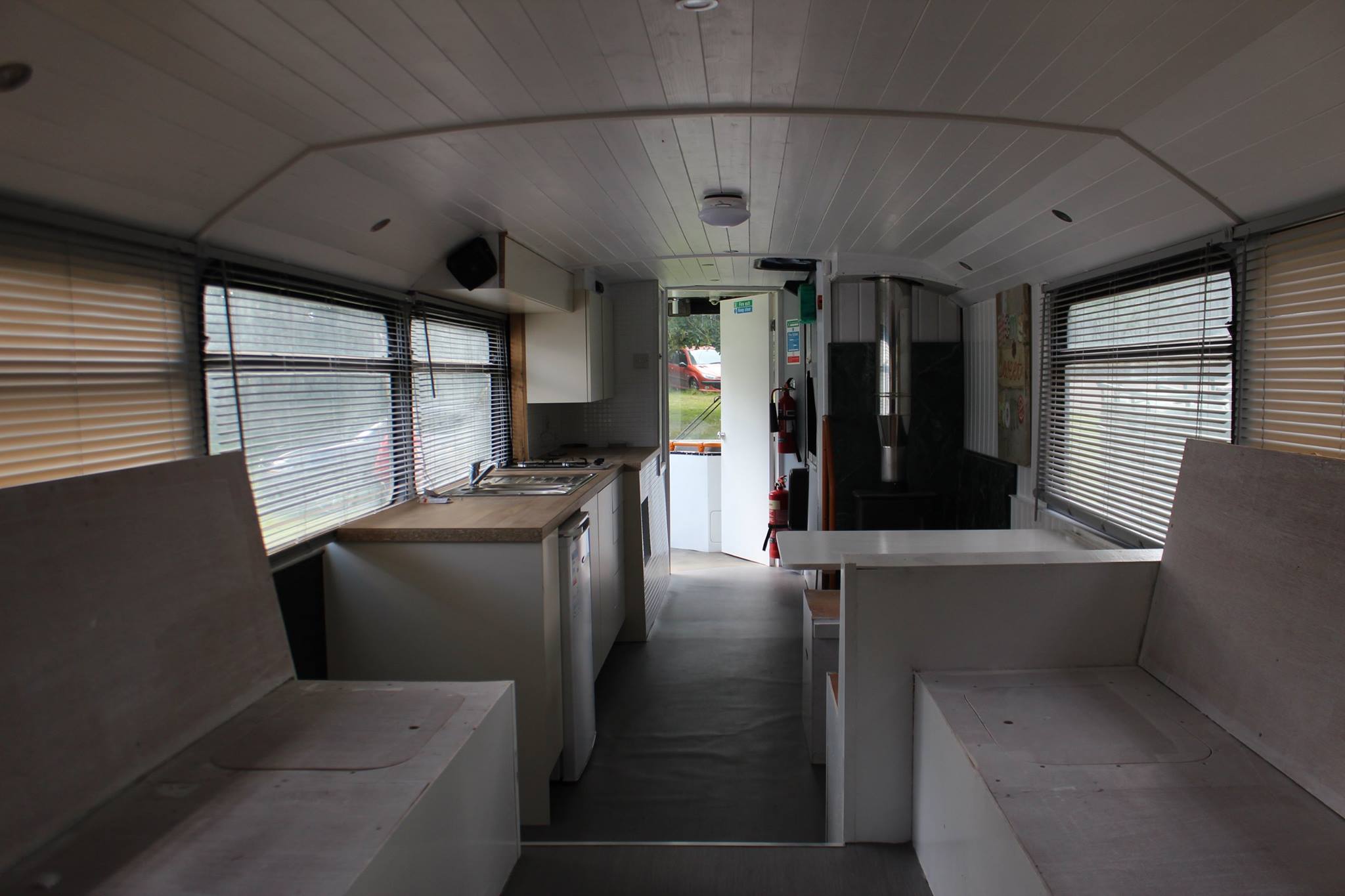 bus kitchen - Voltacon Solar Blog