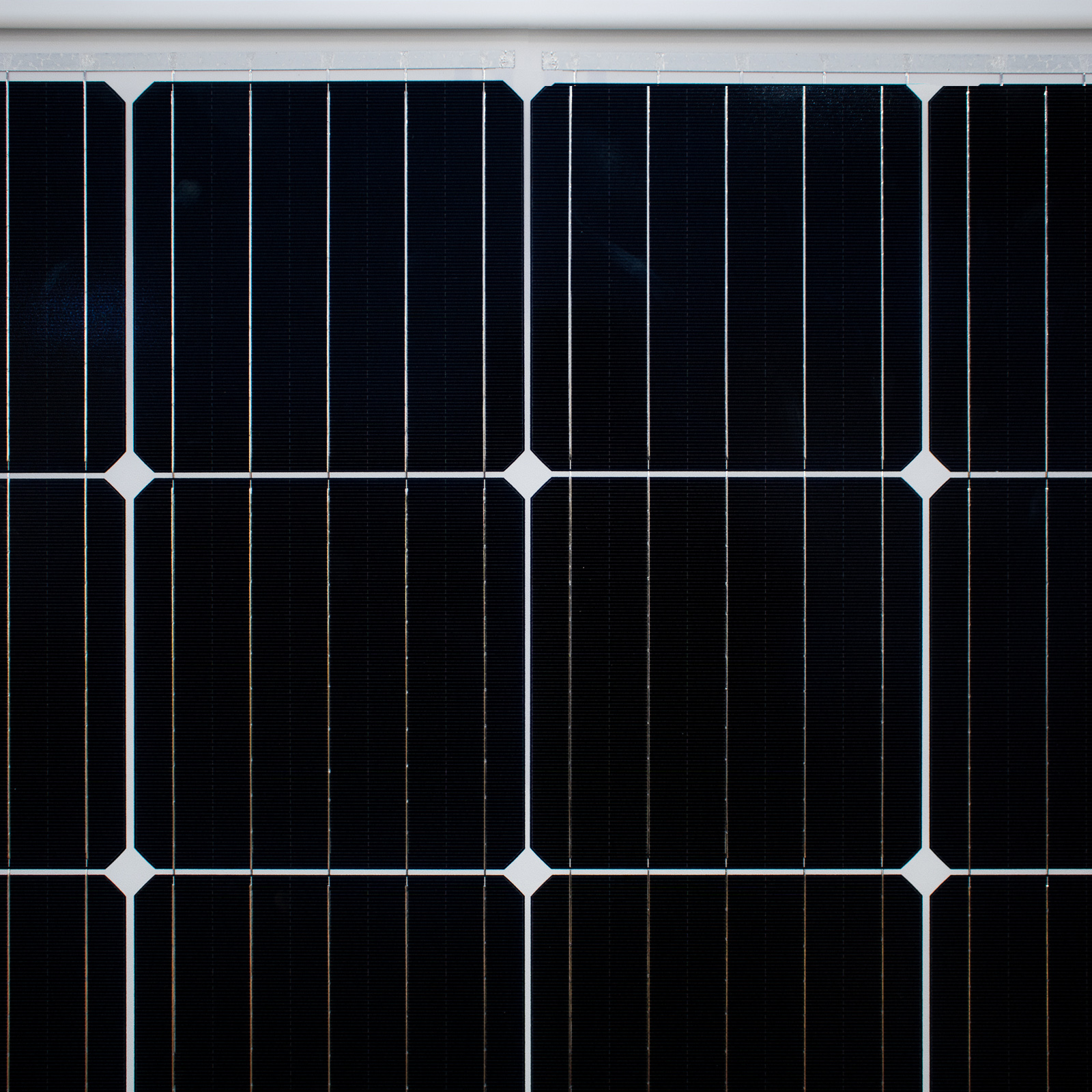 An Overview - Advantages of Half Cut Cells Photovoltaic Solar Panels ...