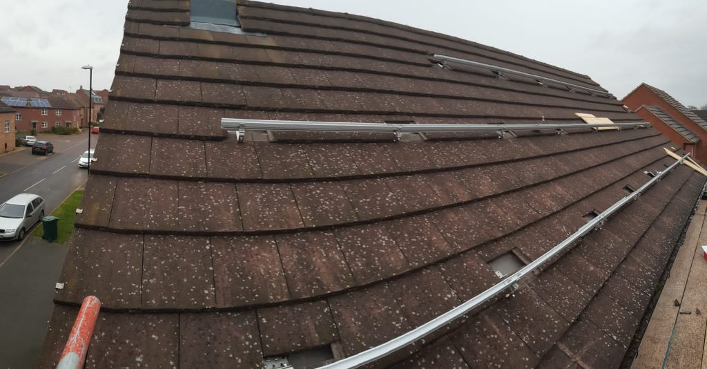 How to install solar panels on pitched roof with tiles. - Voltacon ...