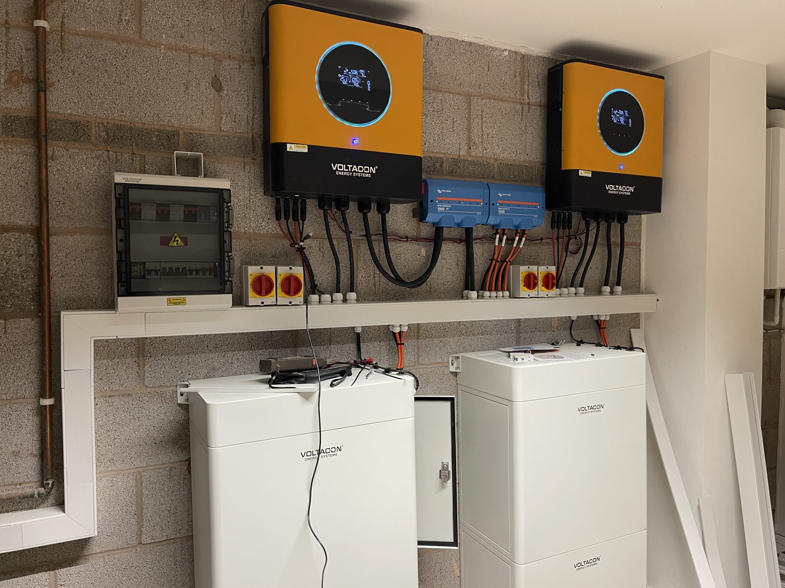 How to Generate your own electricity with solar panels and inverter ...